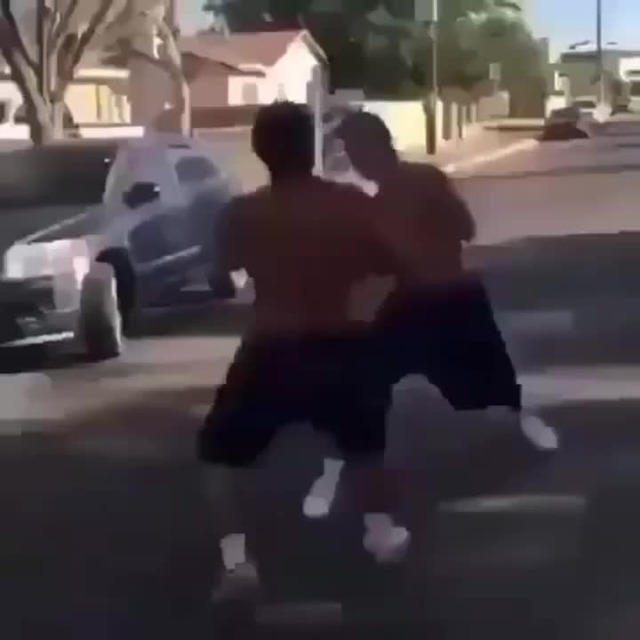 Bro started dancing - Meme subido por Parapathekappa :) Memedroid