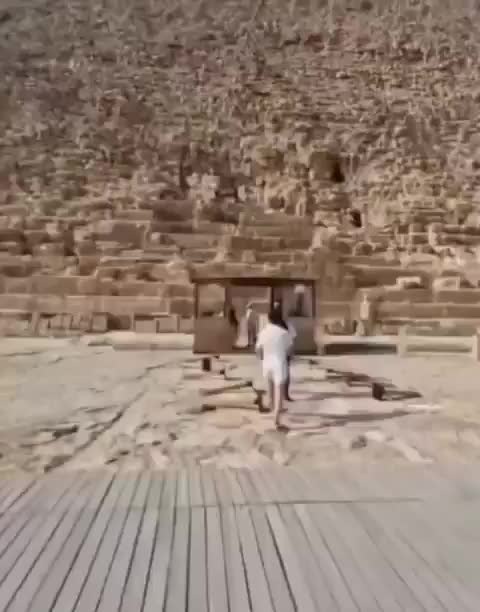 ancient pyramid from the inside - Meme by SKUBRU :) Memedroid