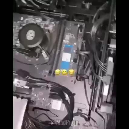 Installing new ram - Meme subido por ninjanub :) Memedroid