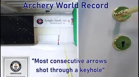 Guinness record of consecutive arrows thrown through a keyhole (2022 ...
