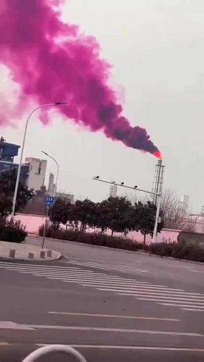 China, some totally safe gas leak - Meme by batmanrevanche :) Memedroid