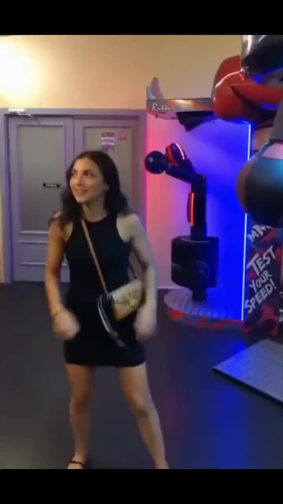 Sounded like a gunshot - Meme by CHTUWU :) Memedroid