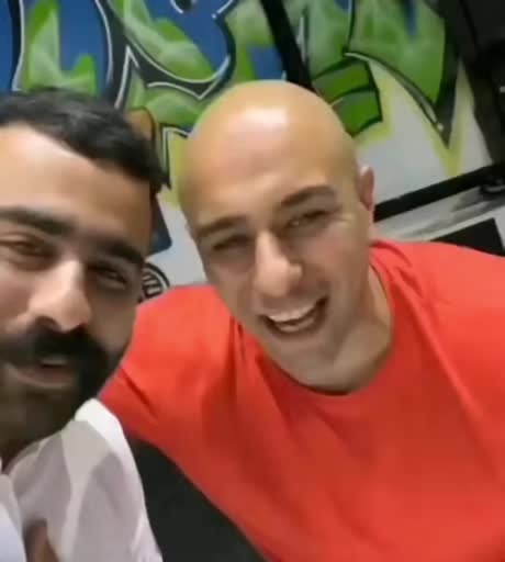 Prank to bald friends - Meme by GoatLEAD :) Memedroid