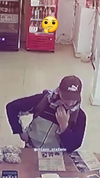 Ella tenía un cuchillo mejor - Meme subido por alexisrenzo :) Memedroid