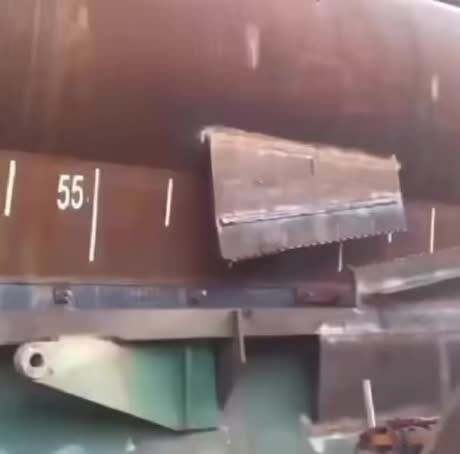 Oil rig being deployed offshore - Meme by Ghxsty :) Memedroid