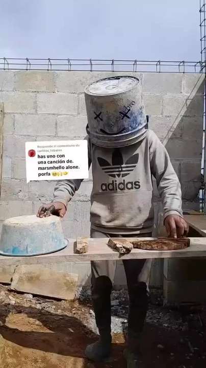 Marshmello si alone no hubiera pegado - Meme subido por Lovat :) Memedroid