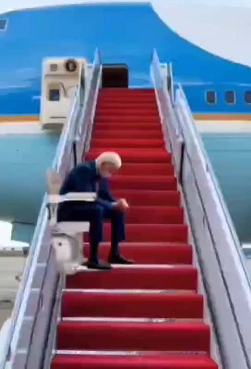 chair force one - Meme by knott :) Memedroid