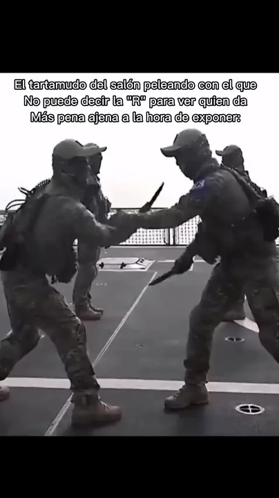 Pelea de inválidos - Meme subido por Mr.Cabra :) Memedroid