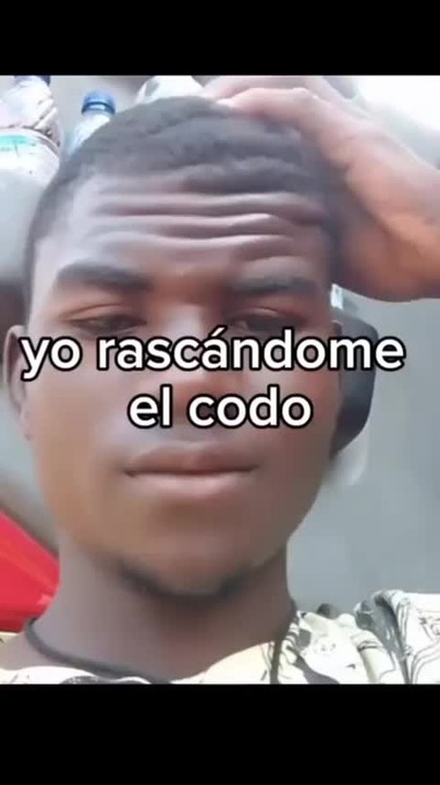 rascandome el codo - Meme subido por 5chuche5 :) Memedroid