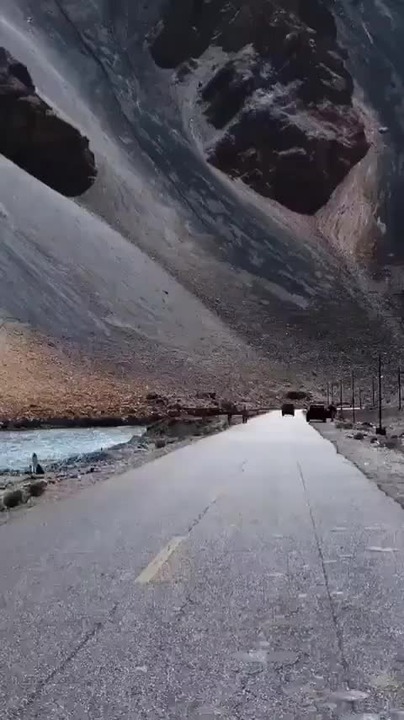 Earth is amazing - Meme by Mustafafleur :) Memedroid