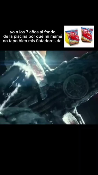 Yo a los 7 en el fondo de la piscina porque mamá no infló bien los ...